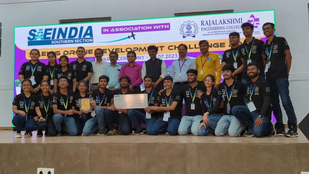 Team Maverick: Student Success Story (UAVs) | Blog | SimScale